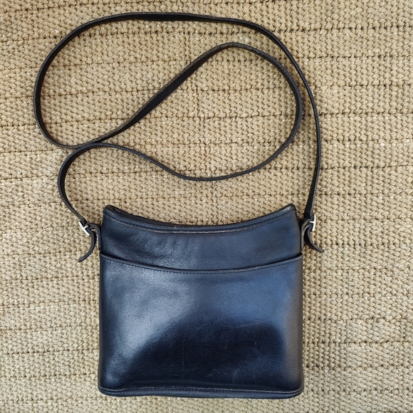 Coach | Bags | Vintage Coach Mambo 962 Legacy Black Leather Crossbody ...